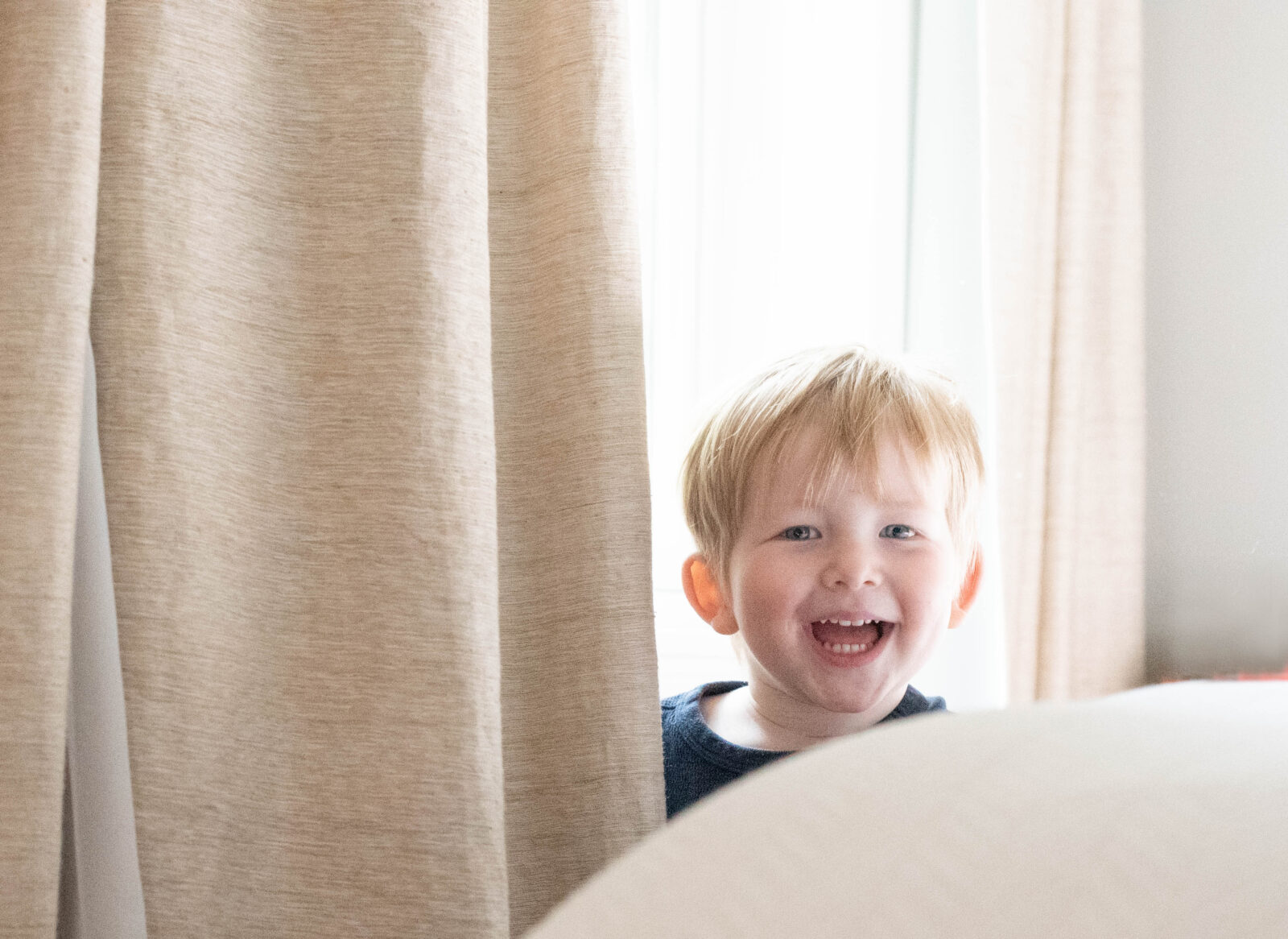 How I Work With Energetic Kids During Family Photos - amamerrell.com